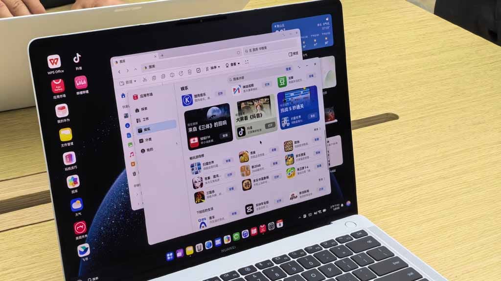 Huawei's HarmonyOS PC Comparison with Windows OS | GizmoHopper.com