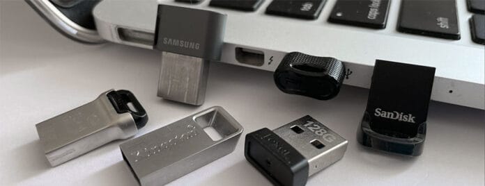 "Flash Drive (USB Drive)" - Definition, & Guide | GizmoHopper.com